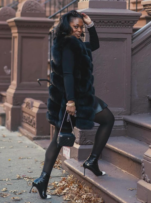 SAMPLE SALE – The Fancy Success